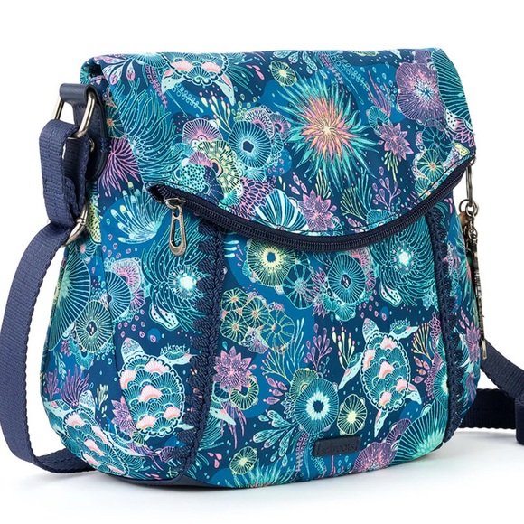 Sakroots | Bags | Sakroots Artist Circle Foldover Crossbody Royal Blue ...